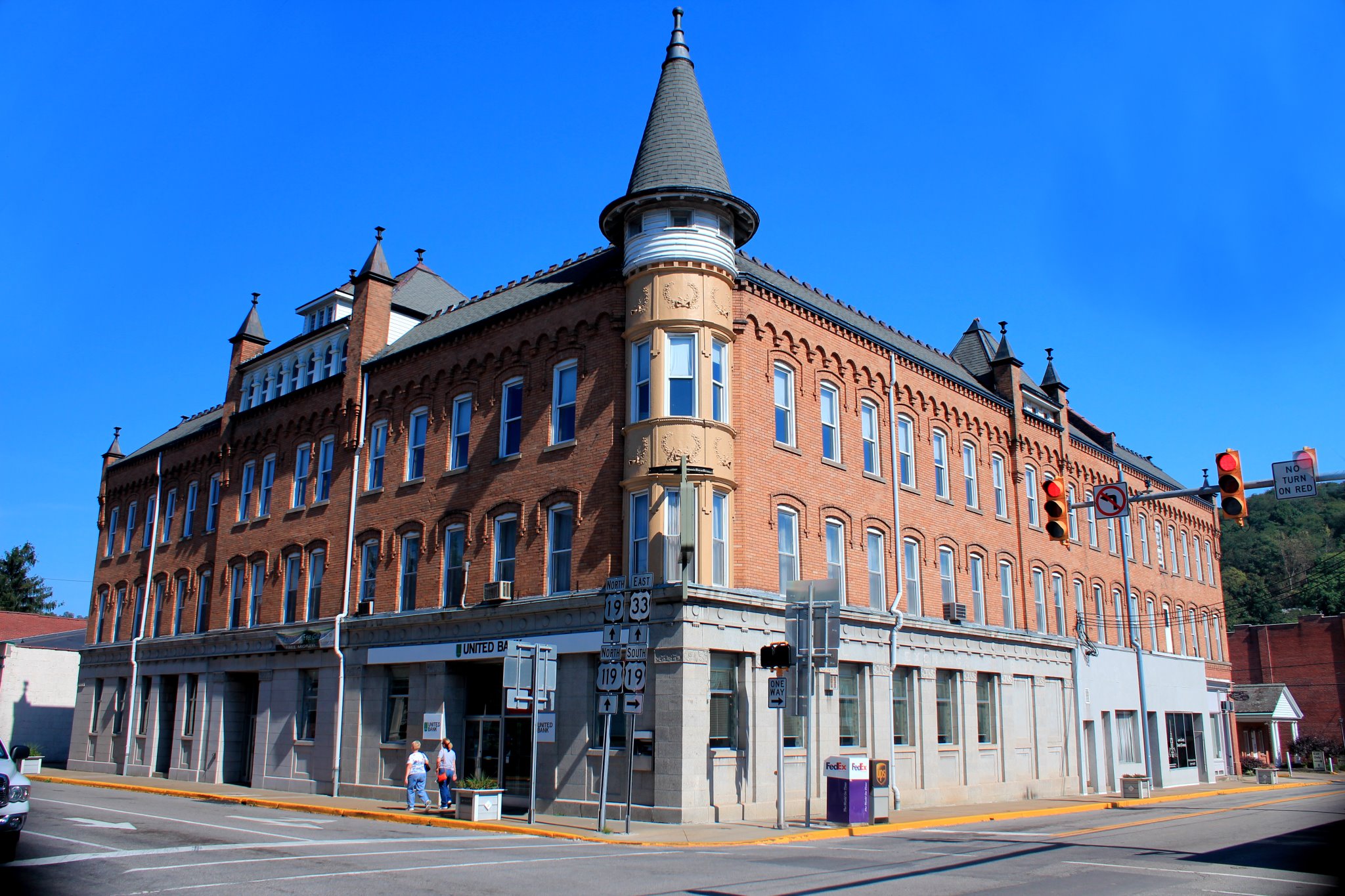 Lewis County Chamber Of Commerce - Almost Heaven - West Virginia