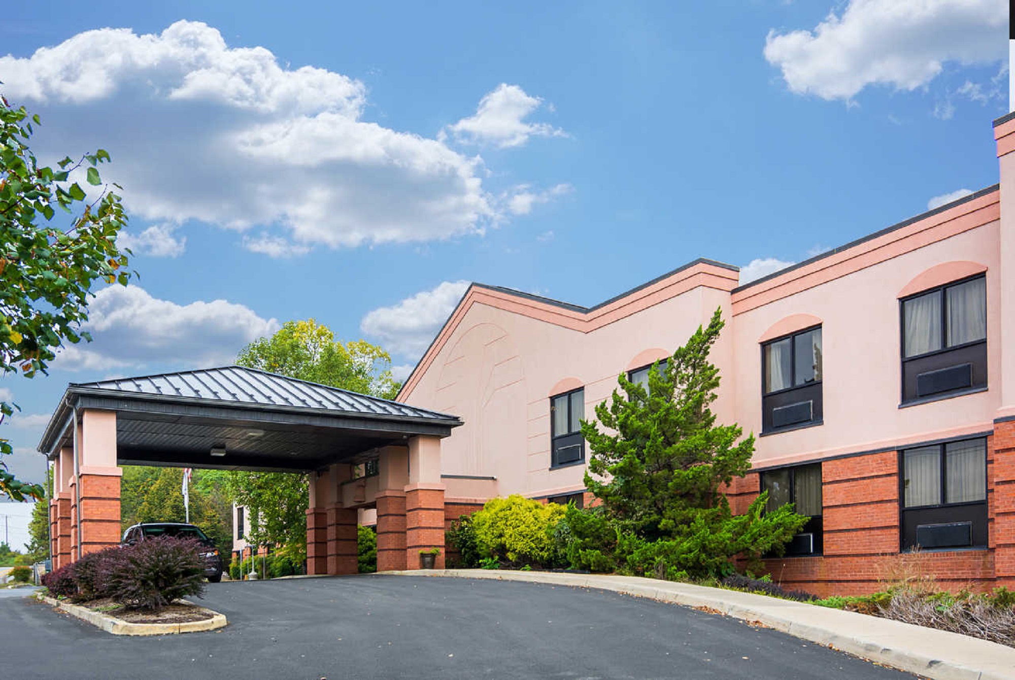 Quality Inn & Suites - Almost Heaven - West Virginia