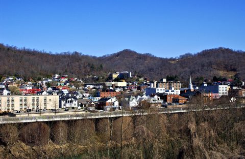 Town guide: Williamson - Almost Heaven - West Virginia