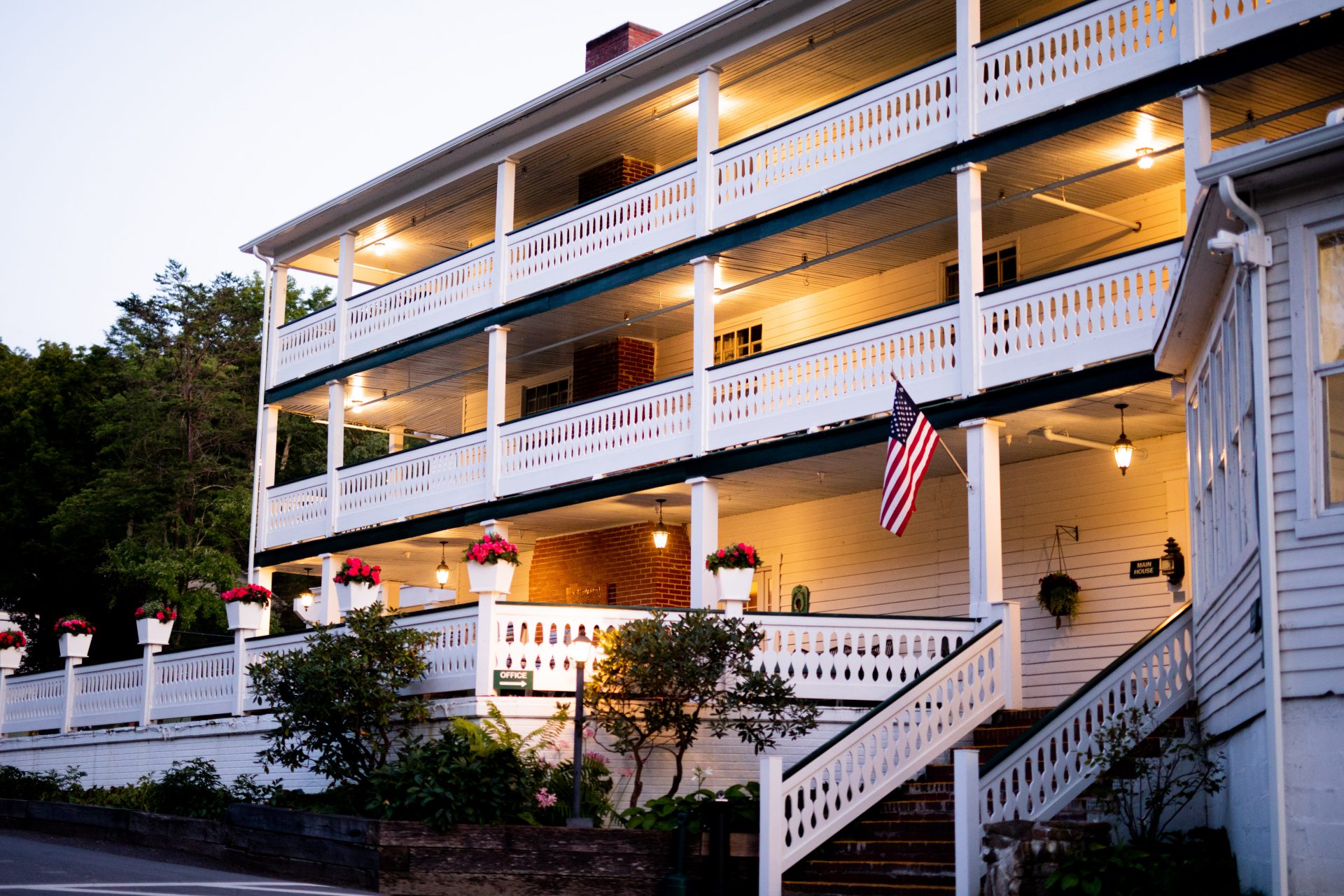 Spring Resort Getaways in Almost Heaven - Almost Heaven - West Virginia