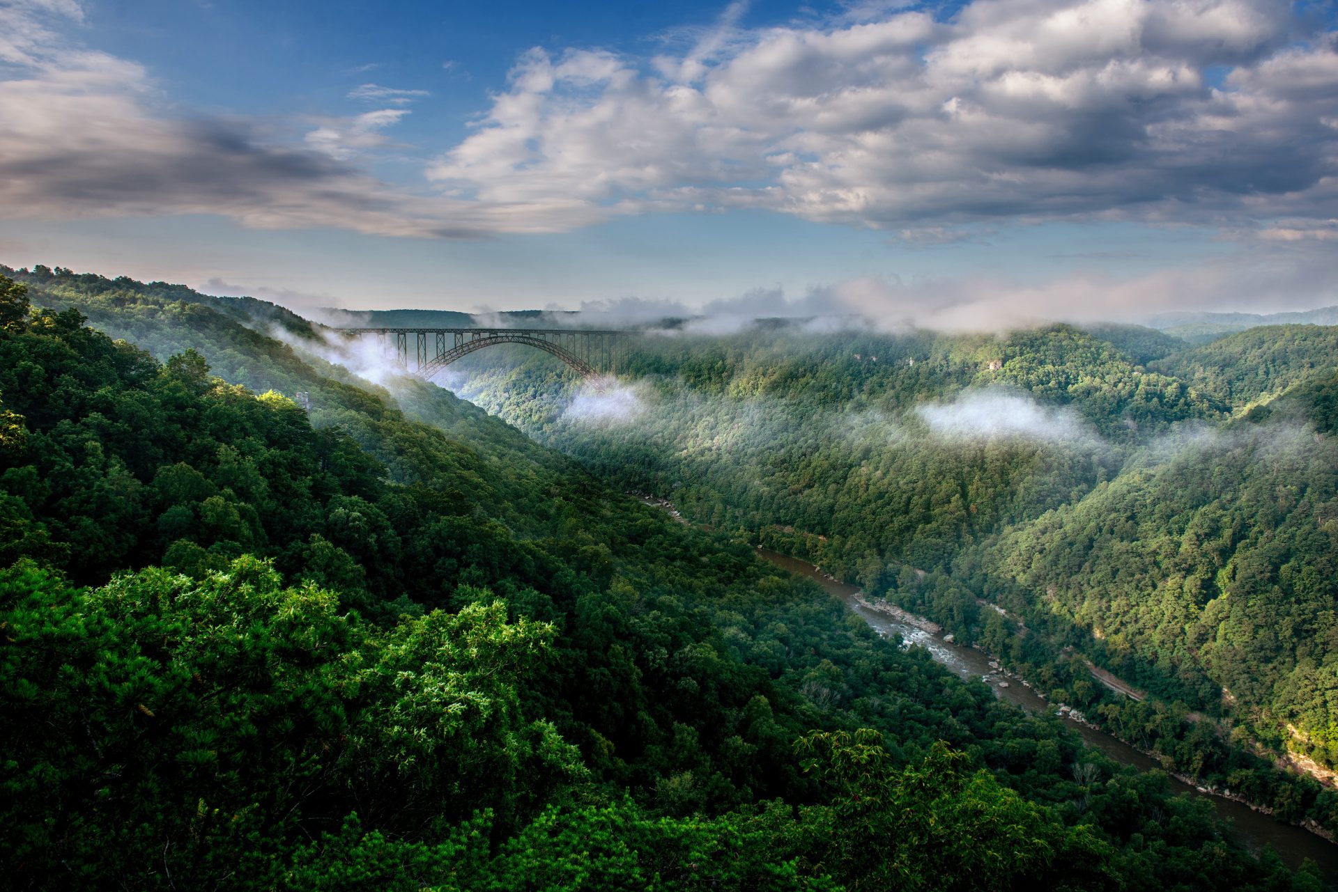 Experience The New River Gorge From These Gateway Towns - Almost Heaven ...