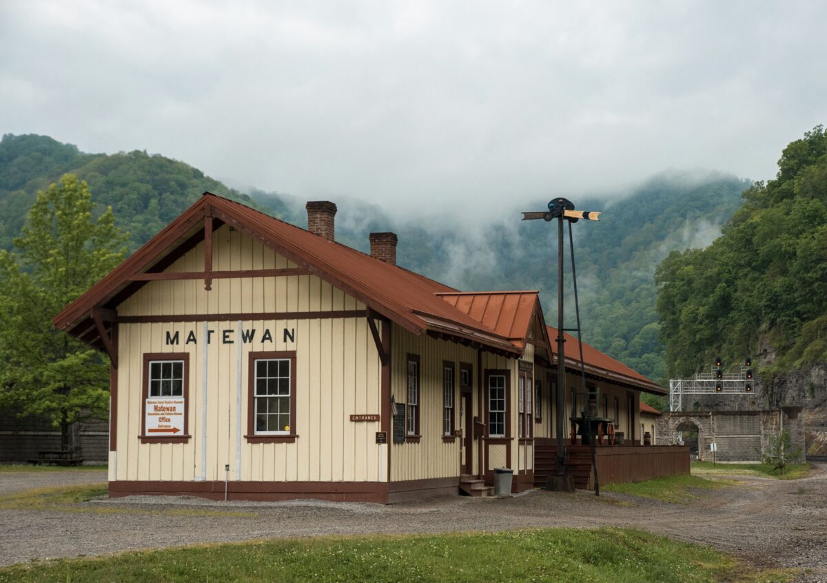 The Perfect Sweater Weather Activities in Almost Heaven - Almost Heaven ...