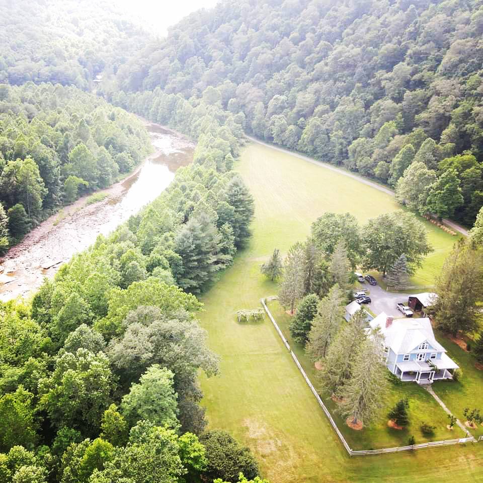 Unique WV Stays – Glamping Domes, Fire Tower Escapes & Farm Getaways